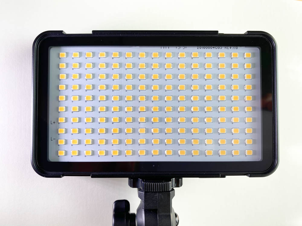 【レビュー】Godox LED M150 ミニビデオライトの使い方 | Life with Photo