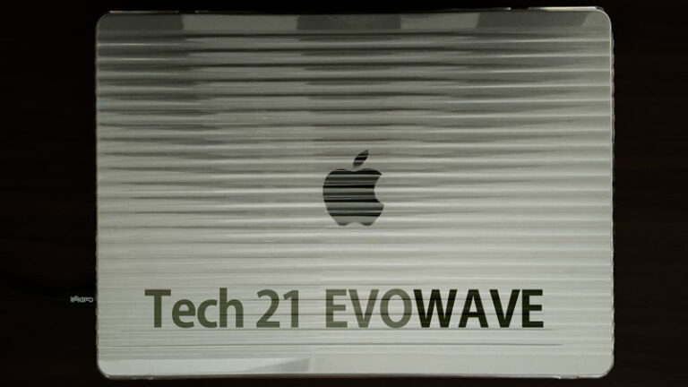 【レビュー】Tech21 EvoWave Case〜MOFTも一緒に使用してみた | Life with Photo